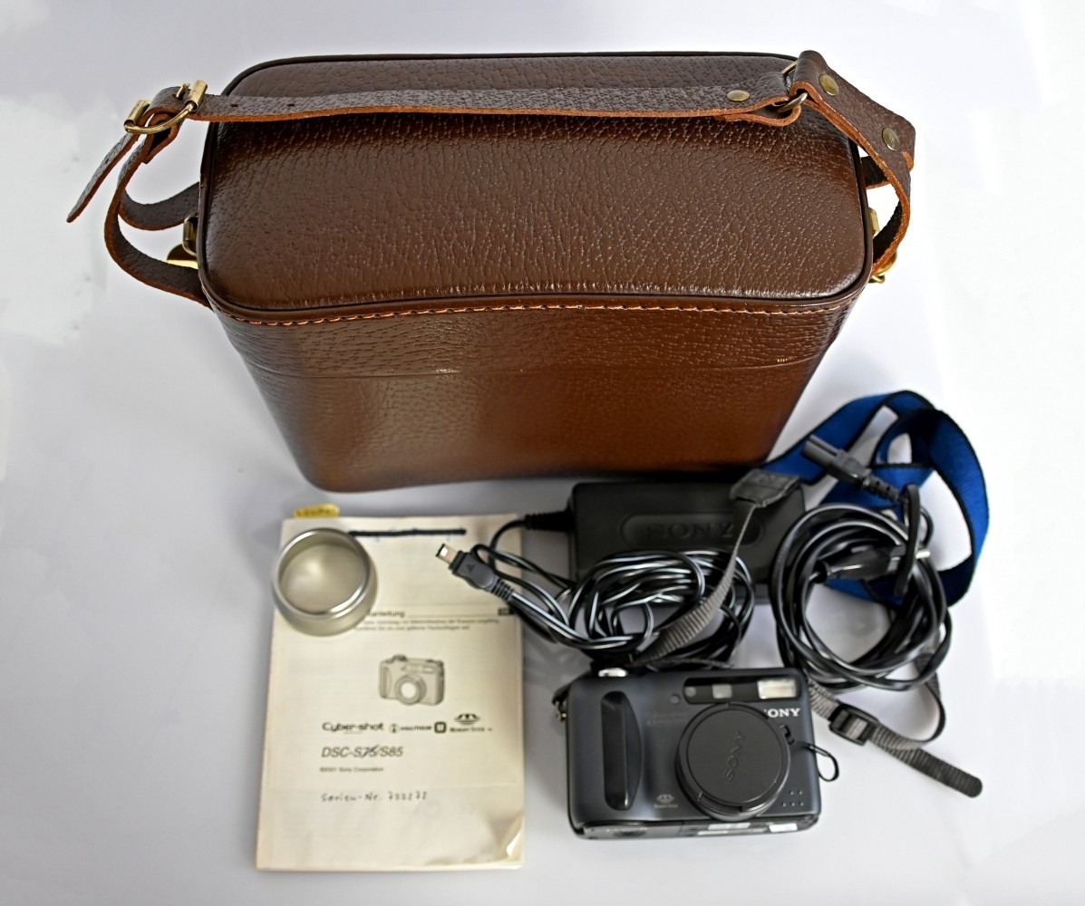 292. Kunst- und Antiquitätenauktion | KAMERA SONY Cybershot DSC S85